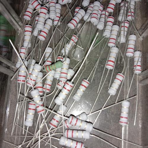 Jual Resistor 2.2 ohm 2R2 2.2ohm 1watt 1 watt toleransi 5% - Kota Depok ...