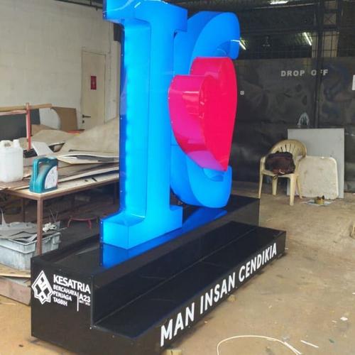 Jual Signage 3D Letter Box Huruf Timbul Acrylic LED Outdoor Advertising ...