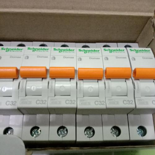 Jual MCB 32A Schneider type Domae 1 phase sekring Miniature Circuit Breaker - Jakarta Timur ...