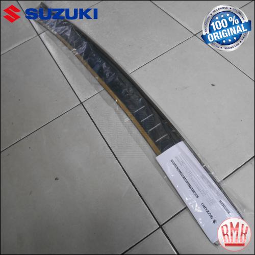 Jual Rear Bumper scuff Plate Ertiga ORIGINAL SGP - Jakarta Barat ...