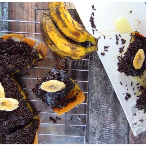 Jual Martabak Pizza Orins Manis Topping Pisang Cokelat - Personal ...