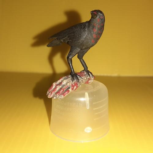 Jual resident evil zombie crow original figure - Kota Surabaya ...