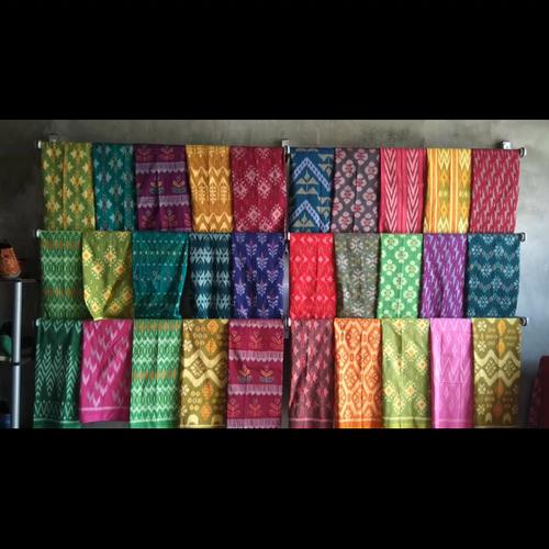 Jual Kain Tenun ATBM asli Kediri - Kota Kediri - TENUN MEDALI MAS ...