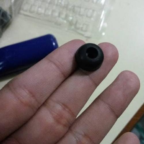 Jual kaki box karet kecil diameter 1cm tinggi 5mm - Jakarta Barat - PCM ...