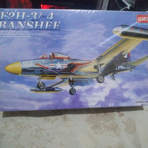 Jual pesawat F2H-3/-4 banshee 1/72 academy model kit SALE - Kota ...