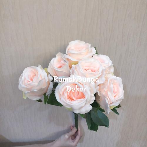 Jual Bunga Artificial Rose Mawar x7 ( Salem / Peach ) - Jakarta Barat ...