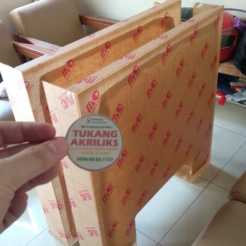 Jual sekat meja acrylic 90 x 100 cm, sekat loket murah ready khusus ...