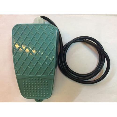 Jual Foot Switch CFS-3 10A 220VAC Besi Premium - Jakarta Utara - SARANA ...
