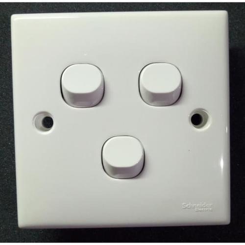 Jual Saklar Triple Classic Clipsal Schneider (3 Gang) - Kota Medan ...
