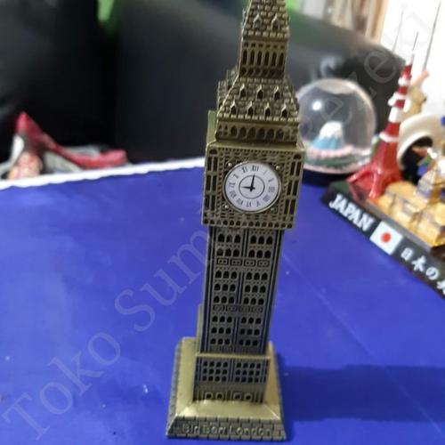 Jual Miniatur Patung Jam Big Ben Miniature Hiasan Menara Bing Ben ...