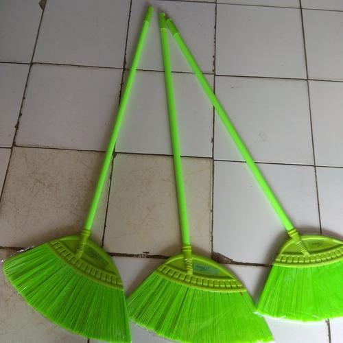 Jual Sapu Lantai Manila Plastik/Sapu Lantai Nilon/Sapu Senar Plastik ...