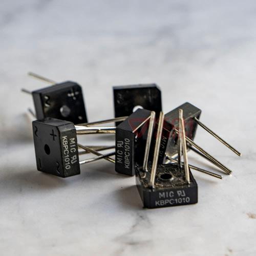 Jual Dioda Bridge 10A 1010 1000Volt Jembatan Rectifier Diode KBPC ...