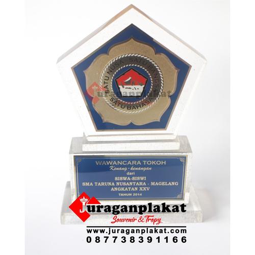 Jual Plakat Vandel Fiber/Resin 21 - Kota Yogyakarta - Juragan Plakat ...