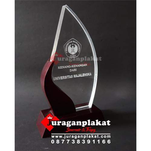 Jual Plakat Vandel AKrilik Frame kayu 5 - Kota Yogyakarta - Juragan ...