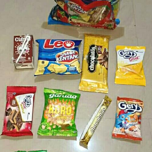 Jual paket kue / goodie bag biskuit / bingkisan snack ultah anak murah ...
