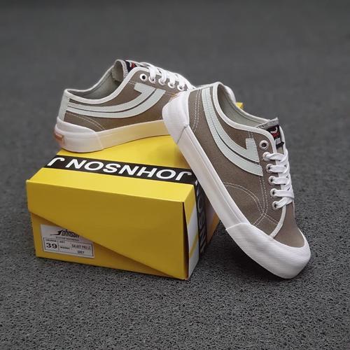 Jual SEPATU JOHNSON GALAXY PRO LOW GREY ORIGINAL INDONESIA - Jakarta ...