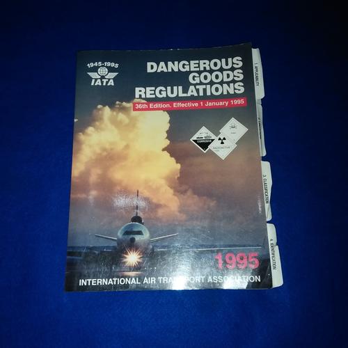 Jual Buku DANGEROUS GOODS REGULATIONS 36th Edition Effective 1 Jan 1995 ...