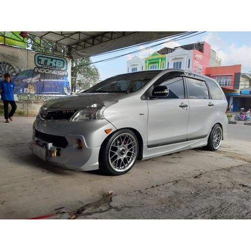 Jual modifikasi toyota avanza pakai velg hsr ring 17 formula lebar 75 ...