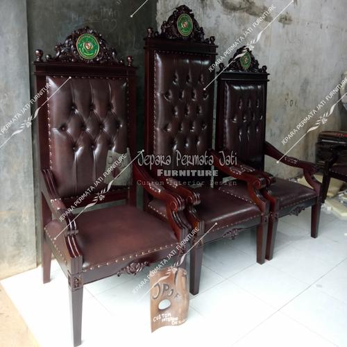 Jual set kursi hakim pengadilan mahkamah agung isi 3 ( kursi ...