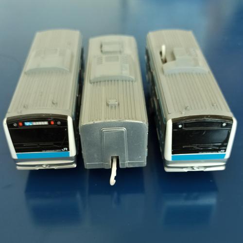 Jual Plarail E233 Keihin Tohoku Line - Model mesin lama - Kota Surabaya ...