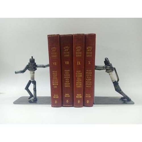 Jual Pembatas Buku Metal Art - Kota Bandung - Antikythera Metal Werks ...