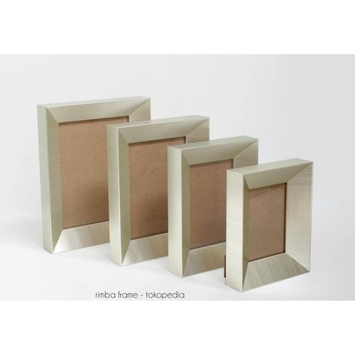 Jual Bingkai Foto 3R Silver Metalik Frame Pigura Kayu Perak Metallic ...