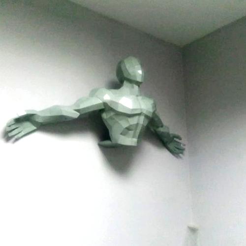 Jual Low Poly Wall Man Locked Papercraft - Kab. Bekasi - Papercraft ...