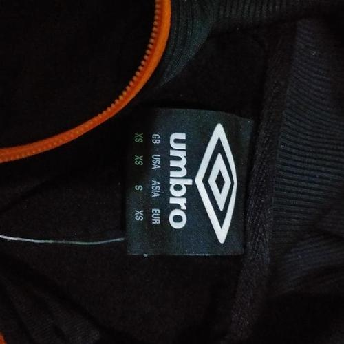 Jual Jaket Pria Umbro Original 62374U 97 - Hitam Serbaserbimart - Jakarta Barat ...