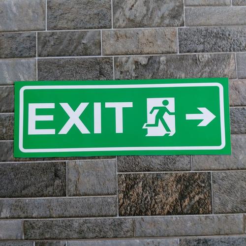 Jual Stiker Vinyl Exit Tanda Lokasi Arah Keluar Emergency Safety Sign ...