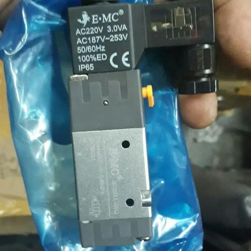 Jual SOLENOID VALVE EMC RV3211-06Q - Jakarta Barat - NIAGA TEKNIK INDUSTRI | Tokopedia