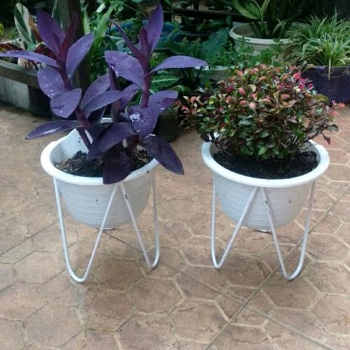 Jual STANDING POT BUNGA DUDUKAN BESI TANAMAN HIAS - Hitam, 15x20cm ...