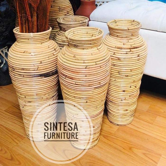 Jual Vas bunga rotan 50cm guci rotan sudah finishing pernis - Kab ...