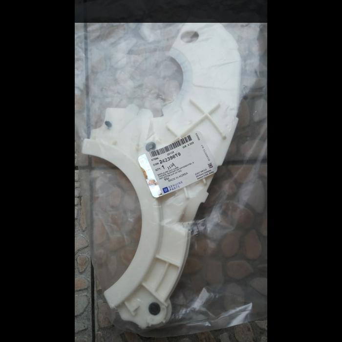 Jual Baffle Transmisi Matik Spin Aveo Sonic Matic Cover ori GM 24239619 ...