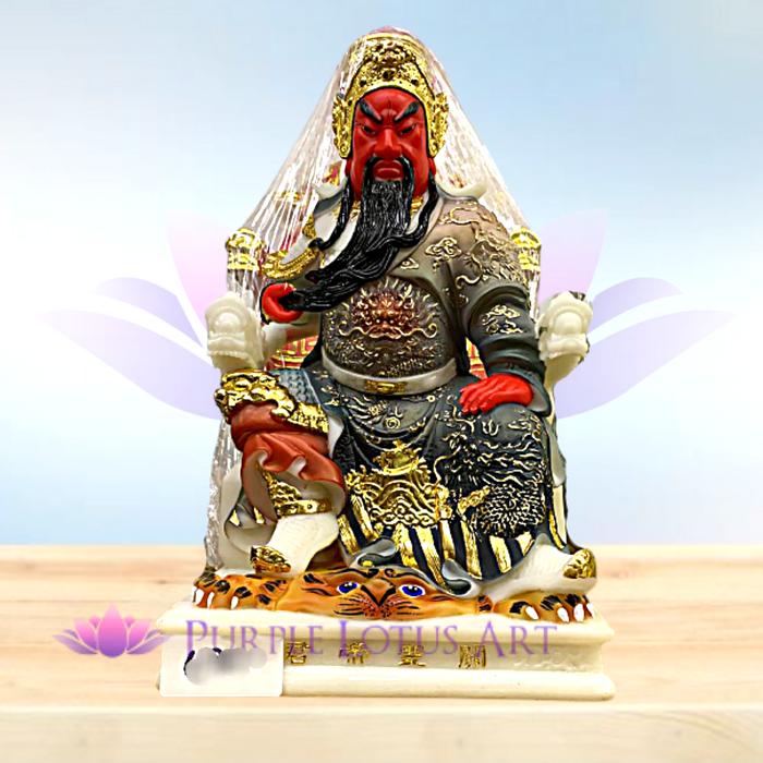 Jual Patung Dewa Kwan Kong/ Kuan Kong Duduk pegang jenggot ~T. 40 cm ...