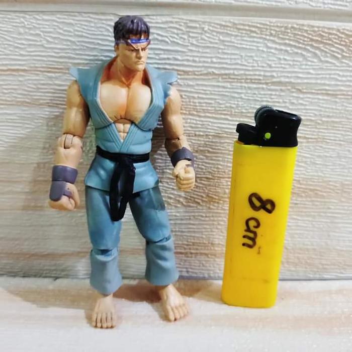 Jual mainan action figure ryu player 1 street fighter capcom tinggi ...