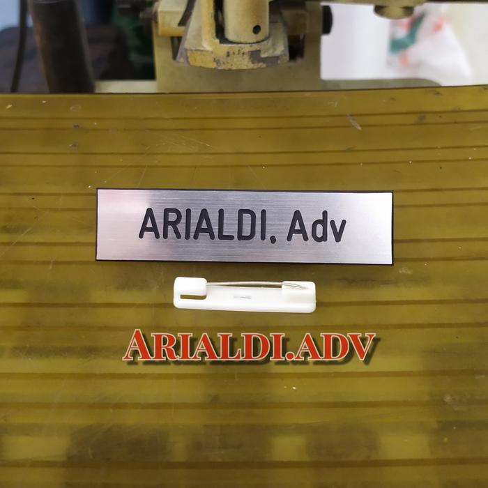 Jual papan nama dada grafir silver -peniti - Jakarta Pusat - Arialdi ...