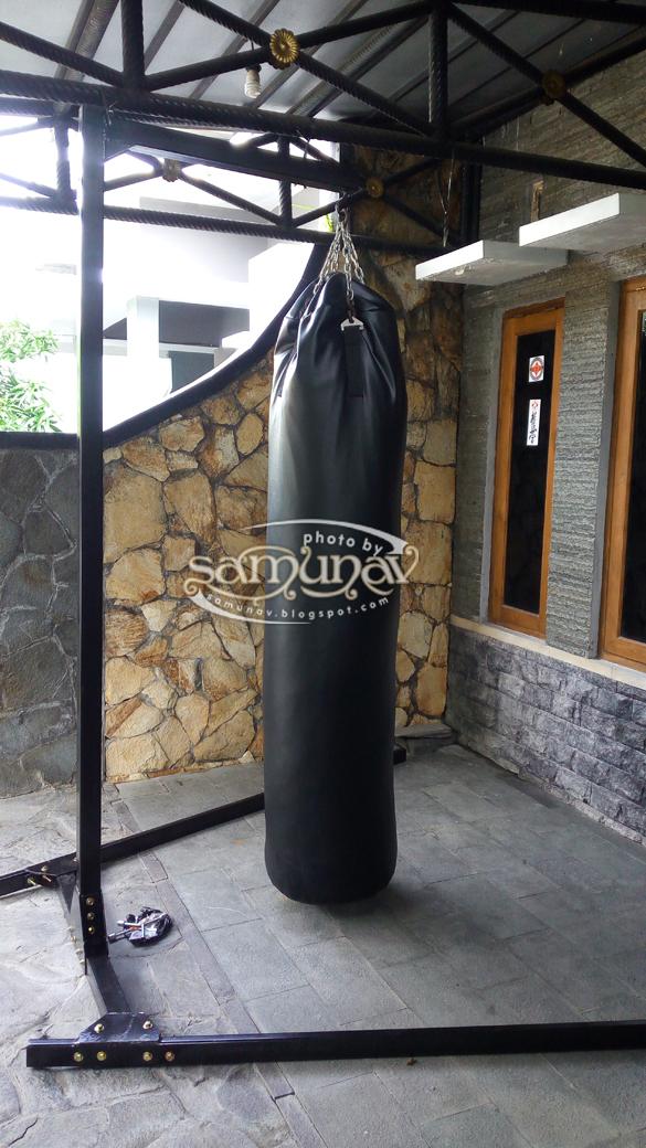 Jual Samsak Tinju Muaythai Taekwondo Karate Pencak Silat 180cm RTX-DT ...