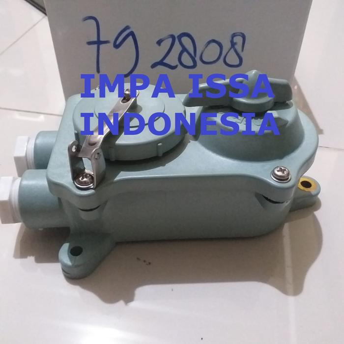 Jual IMPA 792808 - Marine Socket with Switch - 3 Pin 2P+E 10A 250V IP56 ...