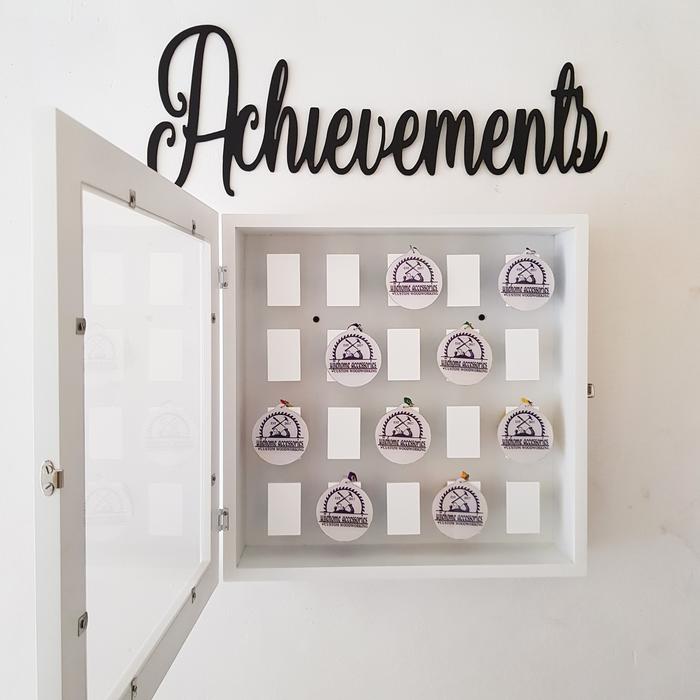 Jual Tempat Display Medali / Medals frame Holder - Jakarta Timur ...