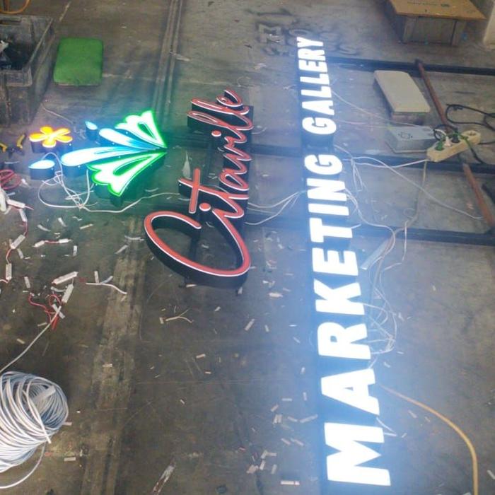 Jual Huruf Timbul Akrilik Logo Akrilik LED Signage Papan Nama Toko ...