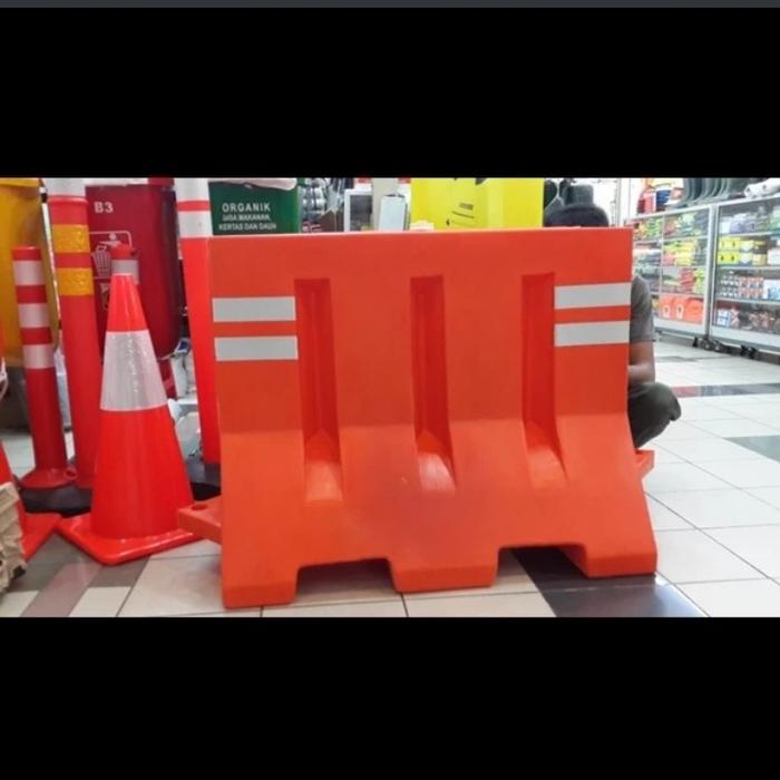 Jual Road Barrier|Pembatas Jalan|Barikade Alat Multifungsi (MIG ...