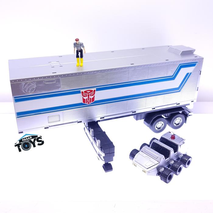 Transformers Masterpiece Missing Link C-01 Optimus Prime, 48% OFF