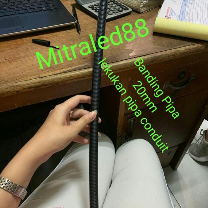 Jual Bending Pipa Conduit 20mm hitam/Lekukan Pipa 20mm Besi Banding ...