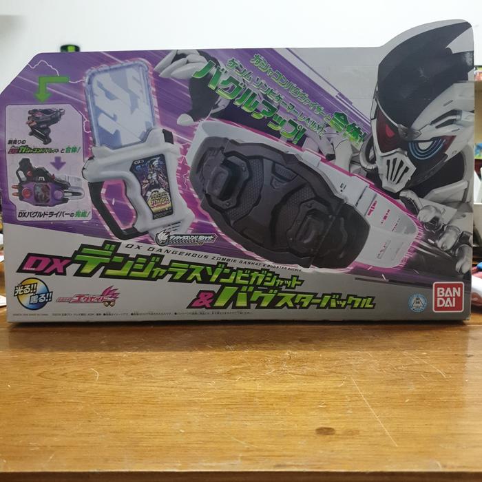 Jual DX Dangerous Zombie Gashat & Bugster Buckle - Kota Surabaya ...