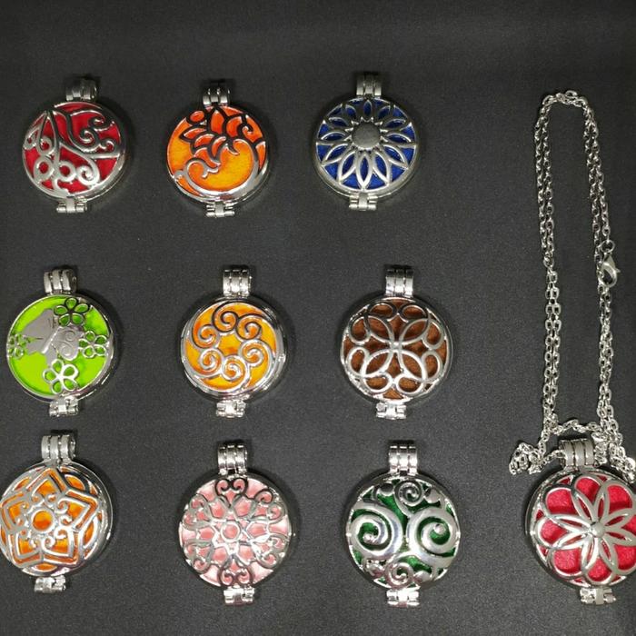 Jual Essential Oil Pendant Diffuser Necklace - Kab. Bekasi - Sweet ...