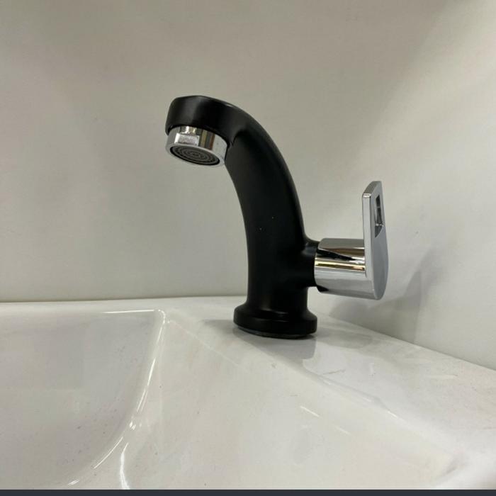 Jual Kran Wastafel Hitam Black/Keran Cuci Tangan klasik Hitam - Jakarta ...