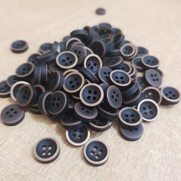 Jual kancing kemeja kayu/kancing dove coklat 18L - Jakarta Pusat ...