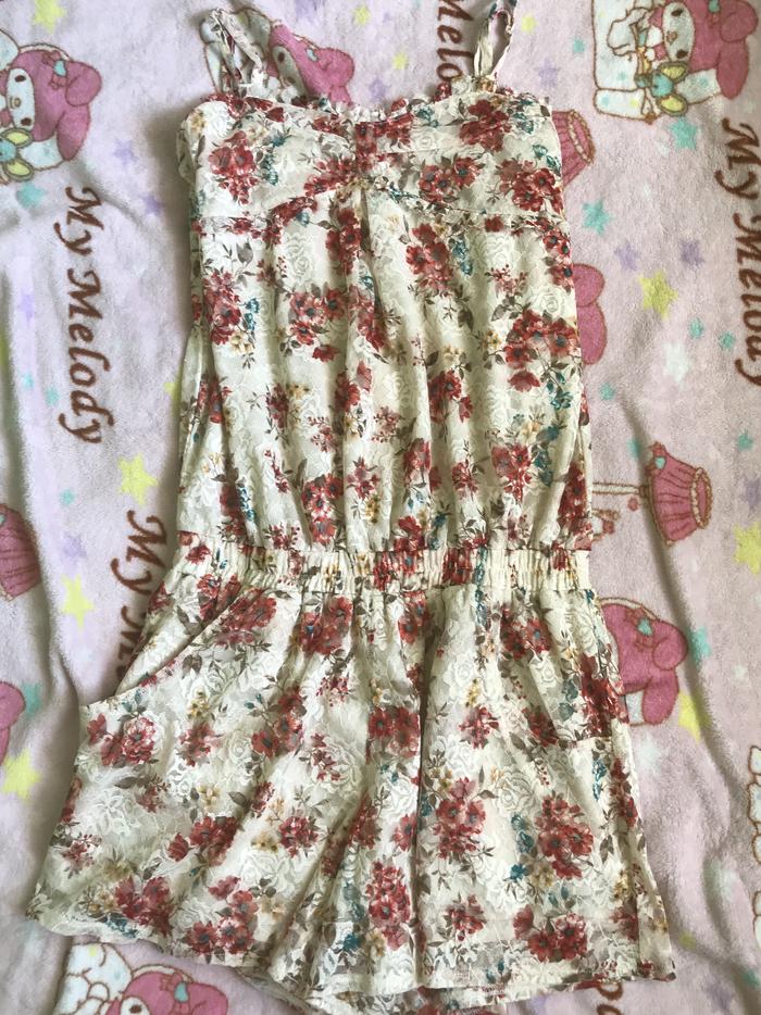 Jual Liz lisa brokat flower jumpsuit - Kota Tangerang Selatan ...
