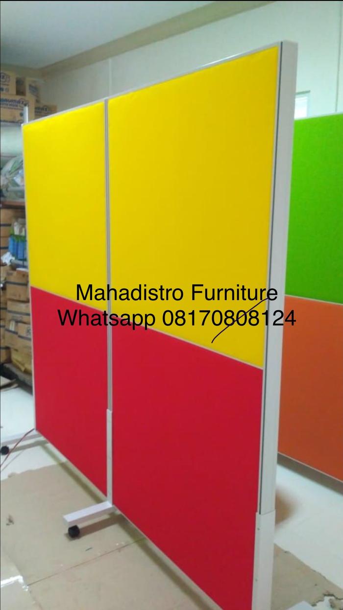 Jual Sekat pembatas ruangan ber roda / mobile panel partisi / sekat ...