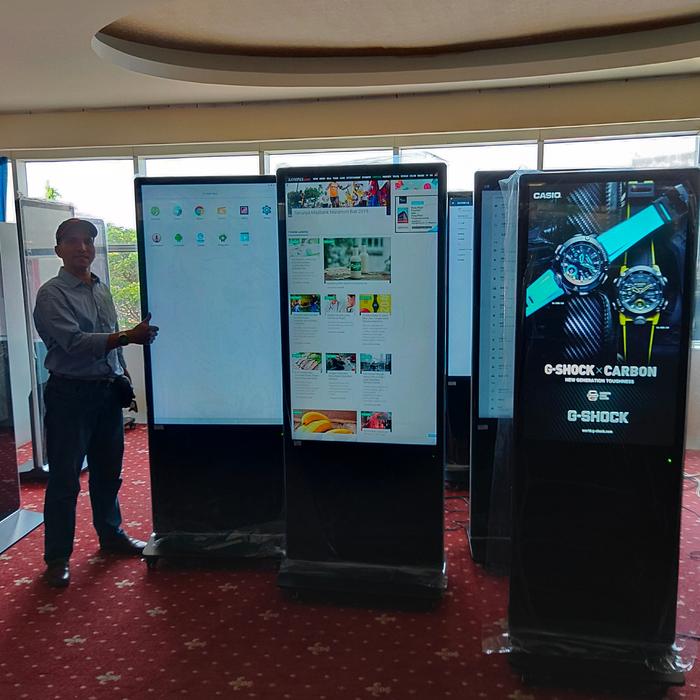 Jual 55 inch DIGITAL SIGNAGE - STANDING TOUCHSCREEN ANDROID - Kota ...